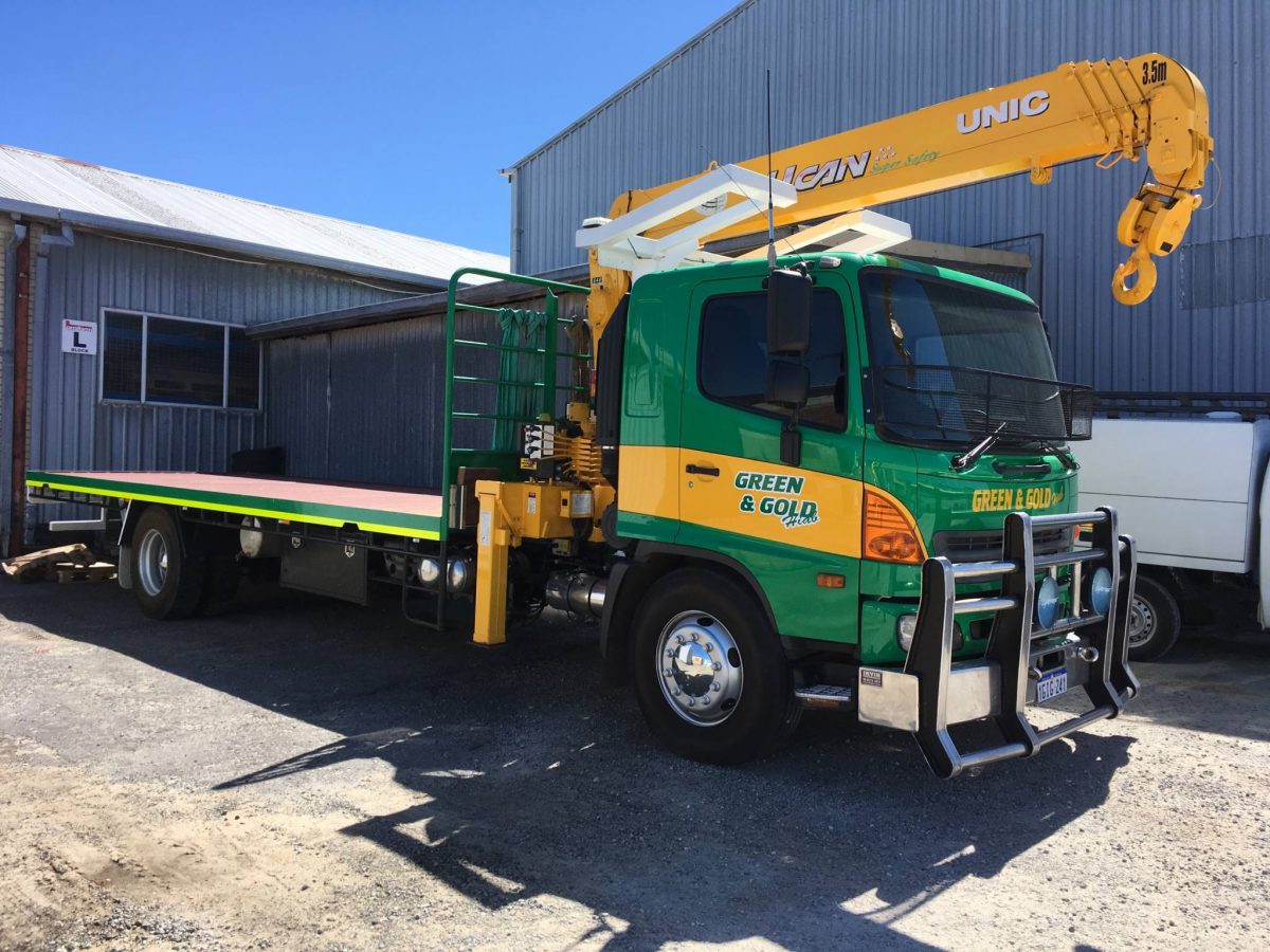 HIAB Truck Hire - Green and Gold Hiab Hire