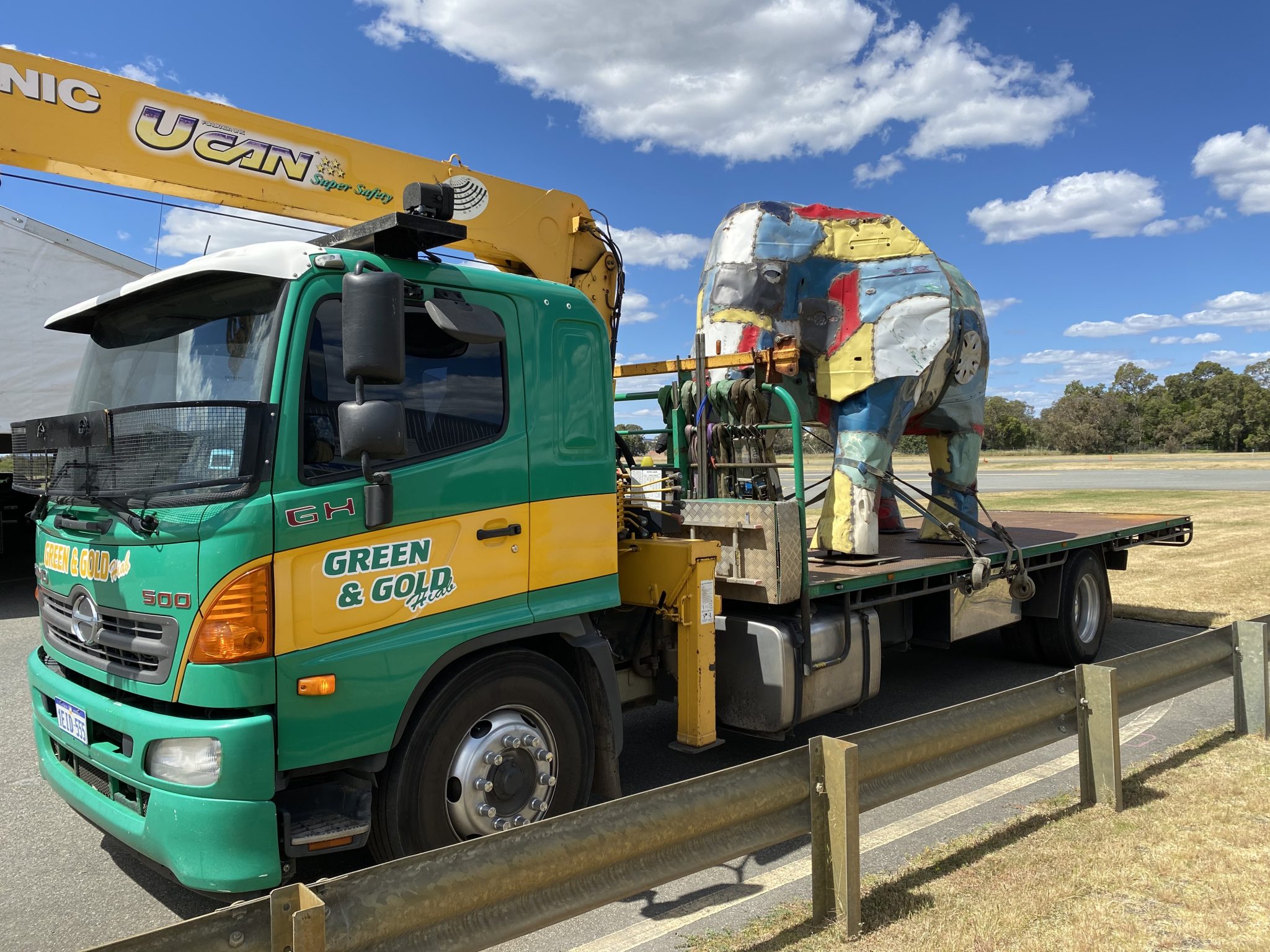 HIAB Crane Trucks For Hire - Wet & Dry Hire - Perth WA - Green & Gold ...
